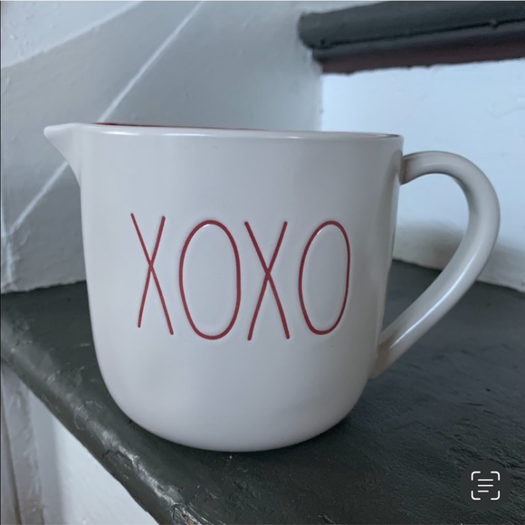 Rae Dunn | Dining | Rae Dunn Xoxo Measuring Cup | Poshmark